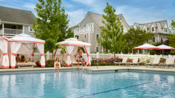 Iconic Martha's Vineyard Hotel | Harbor View Hotel