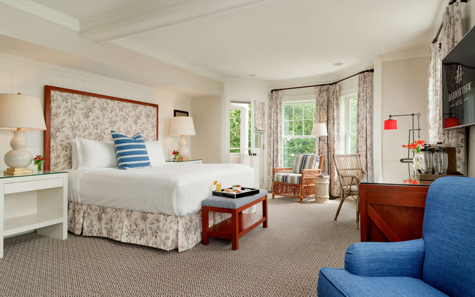 Iconic Martha's Vineyard Hotel | Harbor View Hotel